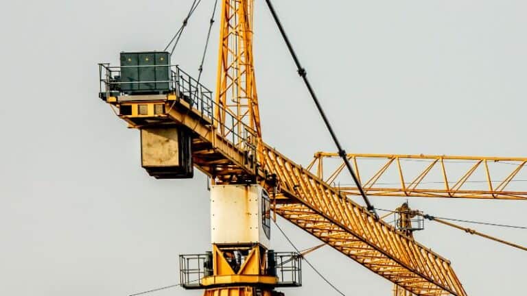 Tower Crane Location: Finding the Perfect Spot for Your Project - Ihurmo