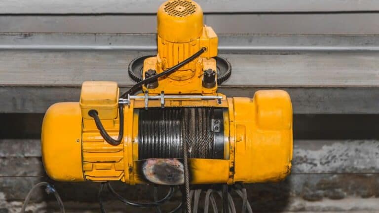 Winch vs Hoist: The Key Differences